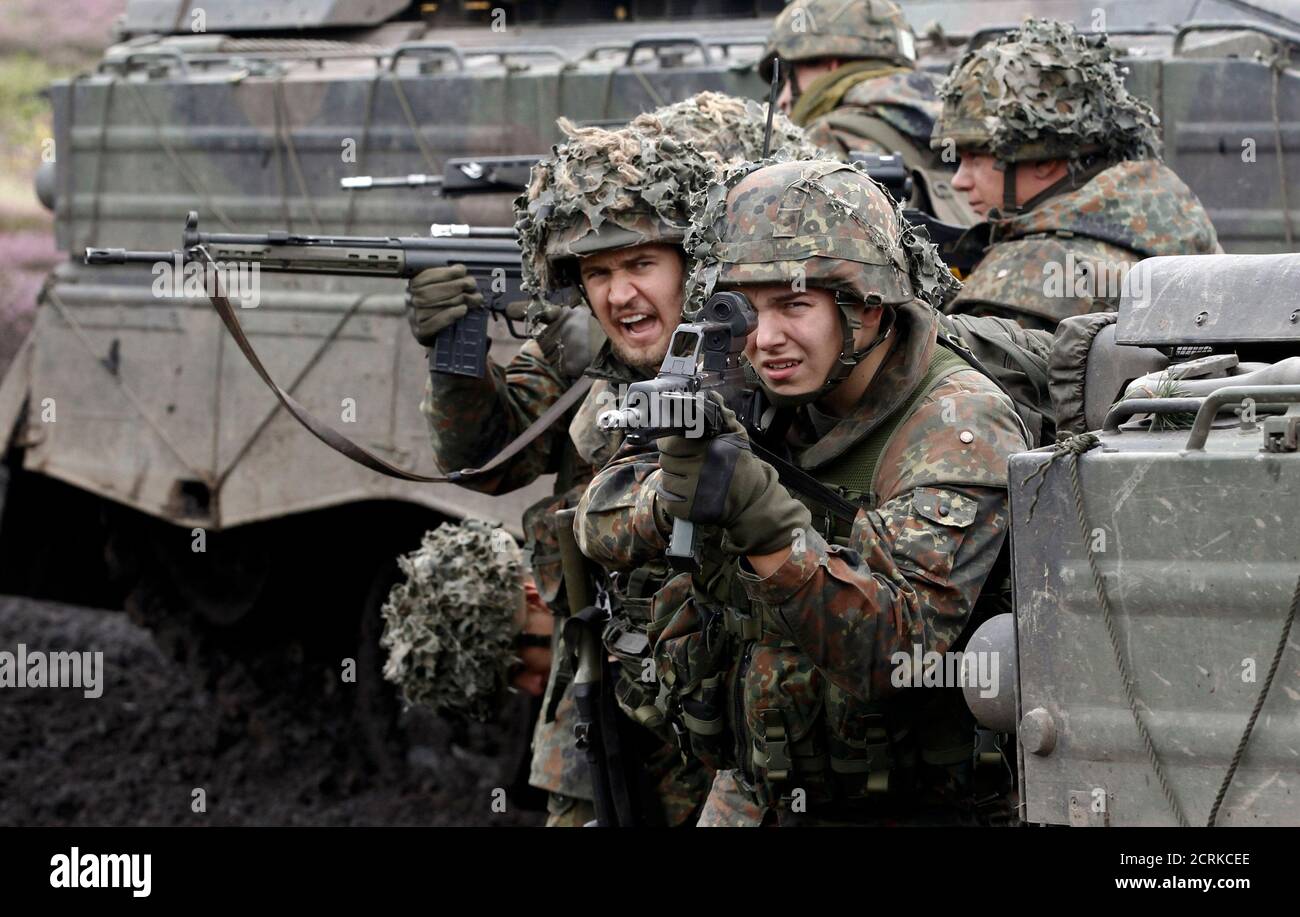 German bundeswehr soldiers armoured infantry hi-res stock photography ...