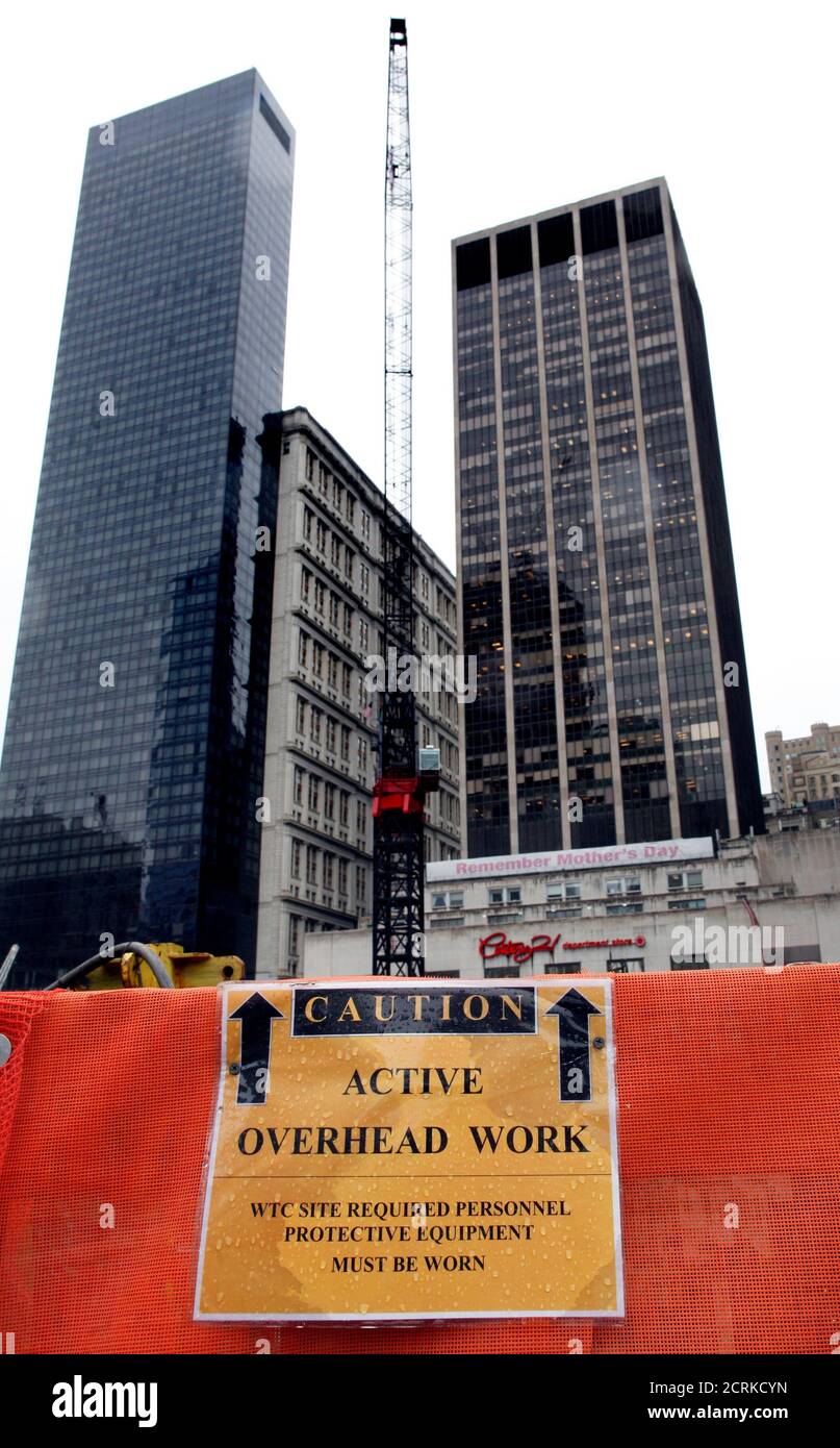 Disaster emergency center sign hi-res stock photography and images - Alamy