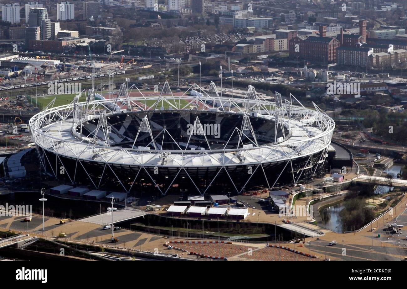 Bow quarter hi-res stock photography and images - Alamy