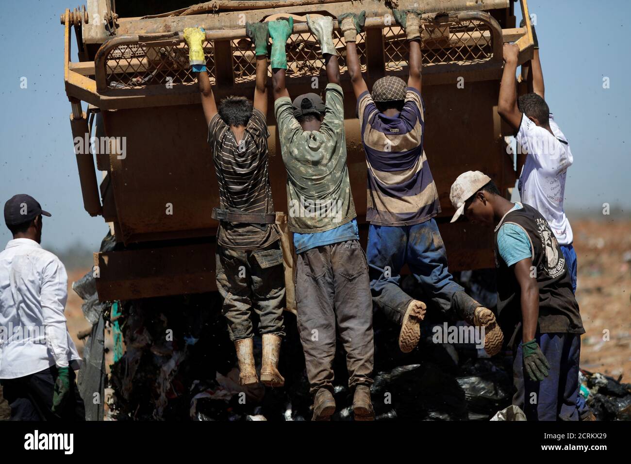 Garbage dump brasilia hi-res stock photography and images - Alamy