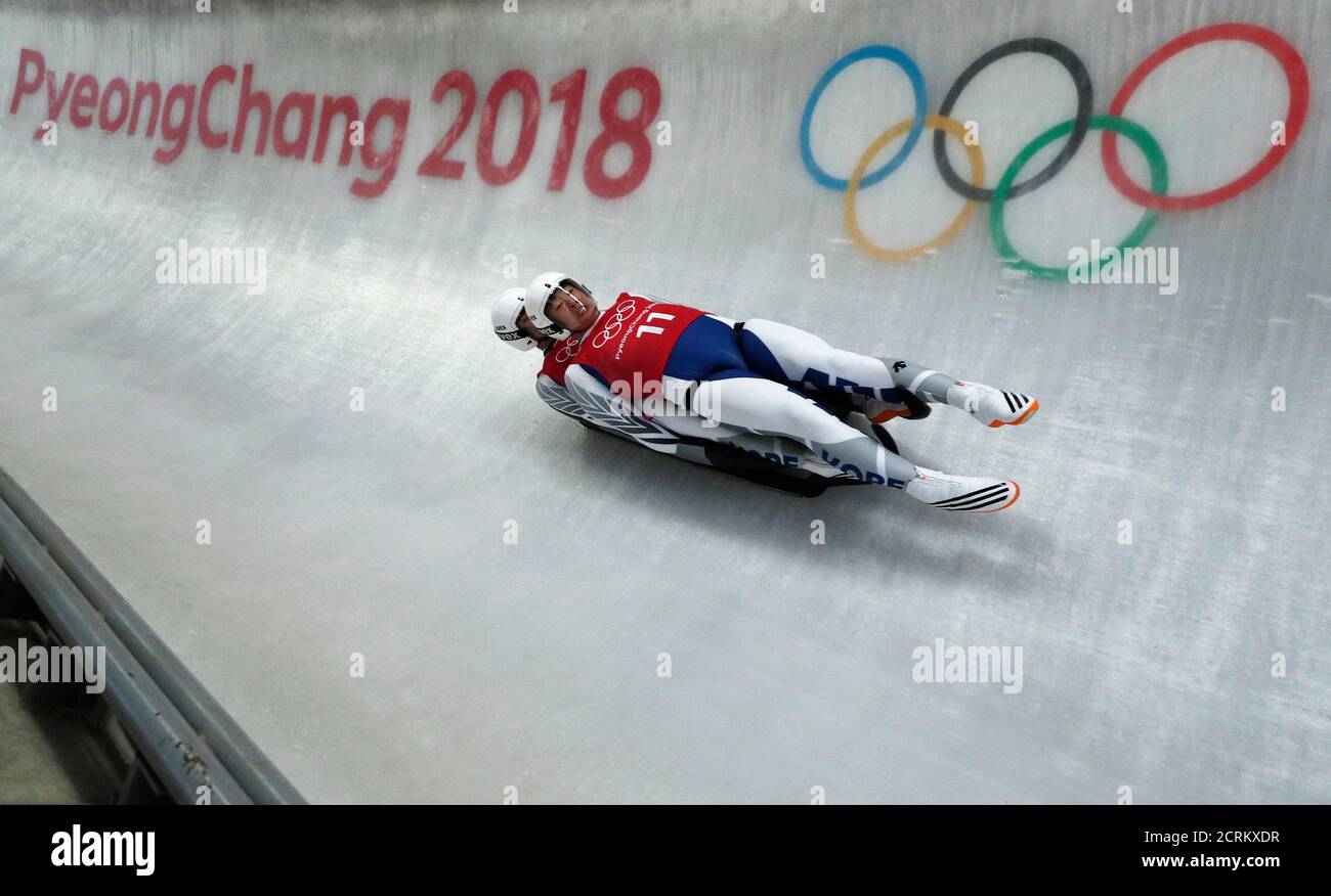 Jin myung hi-res stock photography and images - Alamy