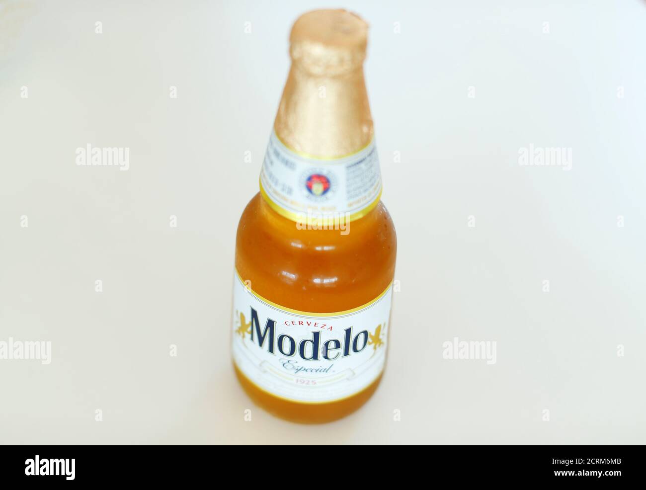 Modelo especial hi-res stock photography and images - Alamy