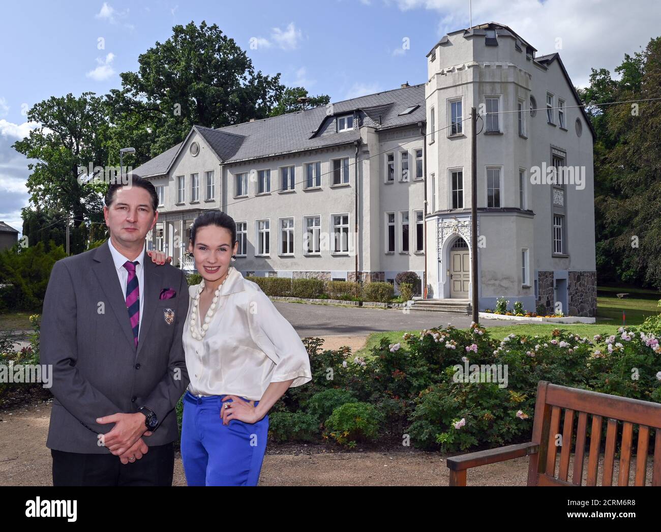 Klein Loitz, Germany. 17th Sep, 2020. Ariane and Uwe Rykov in front of ...
