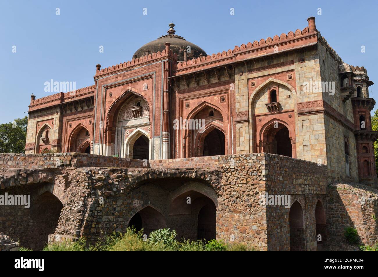 A mesmerizing view of architecture of main tomb at old fort from side ...