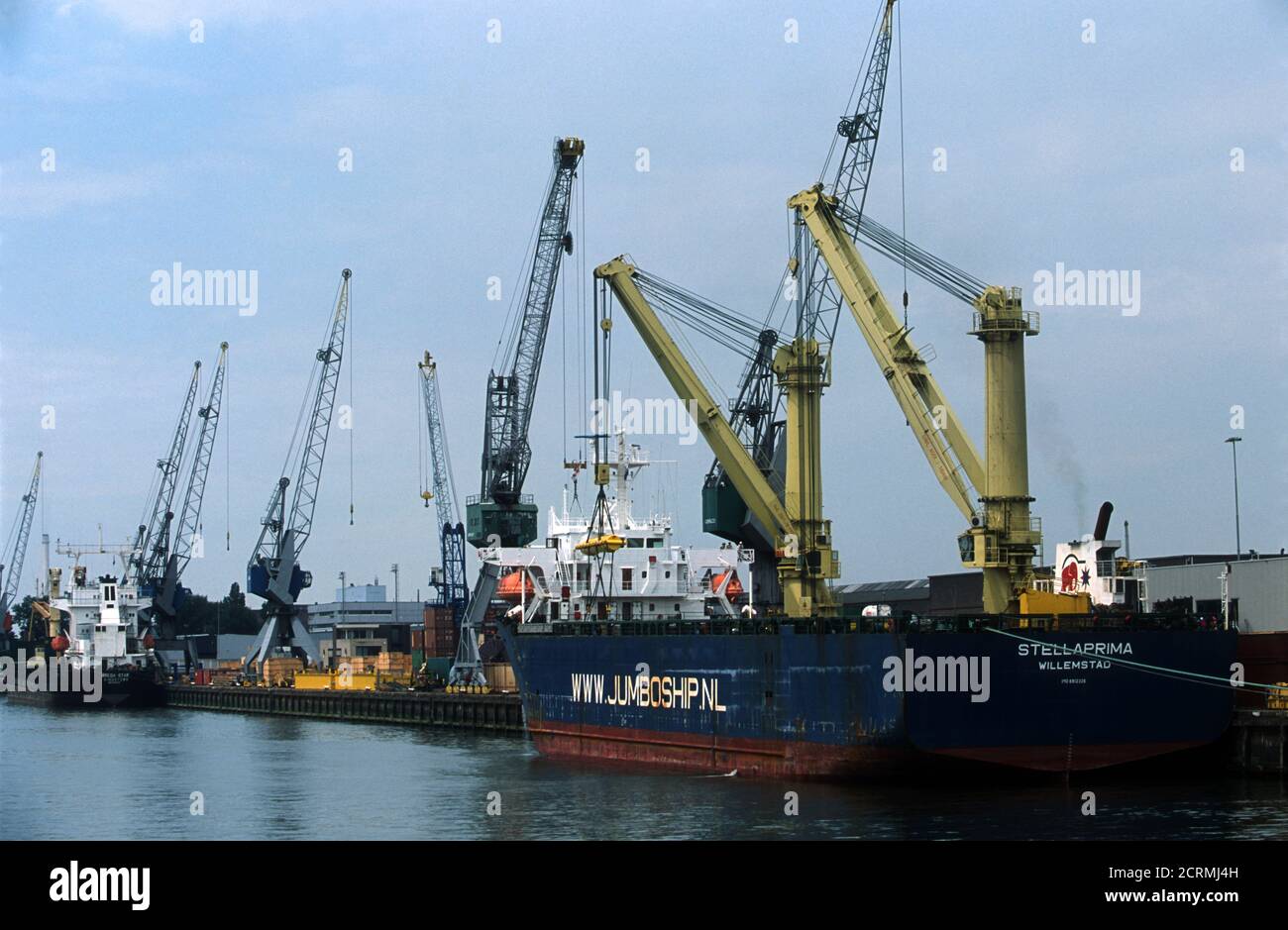 Rotterdam docks hi-res stock photography and images - Alamy