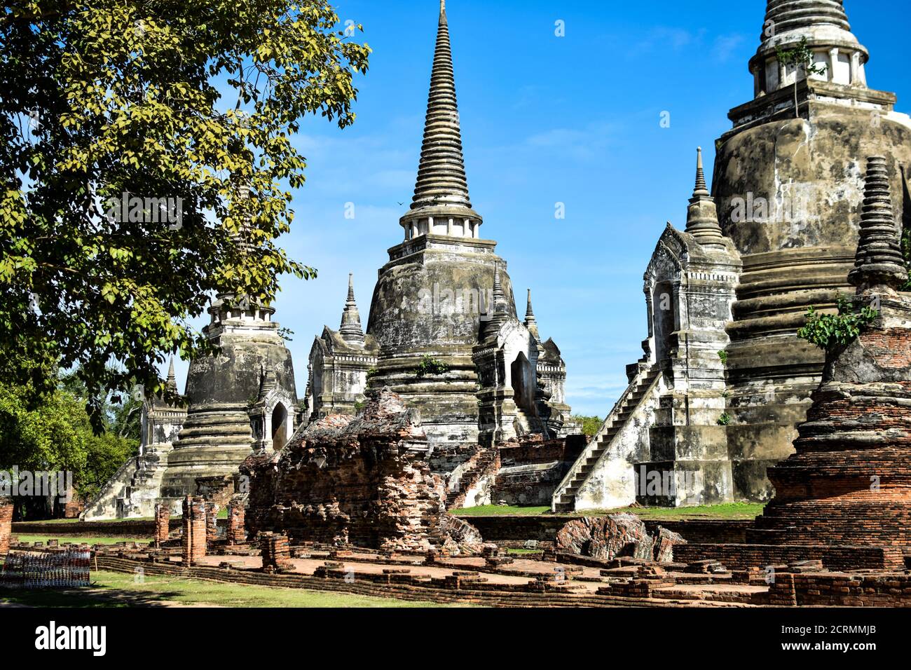 Wat mahathat bangkok ayutthaya hi-res stock photography and images - Alamy