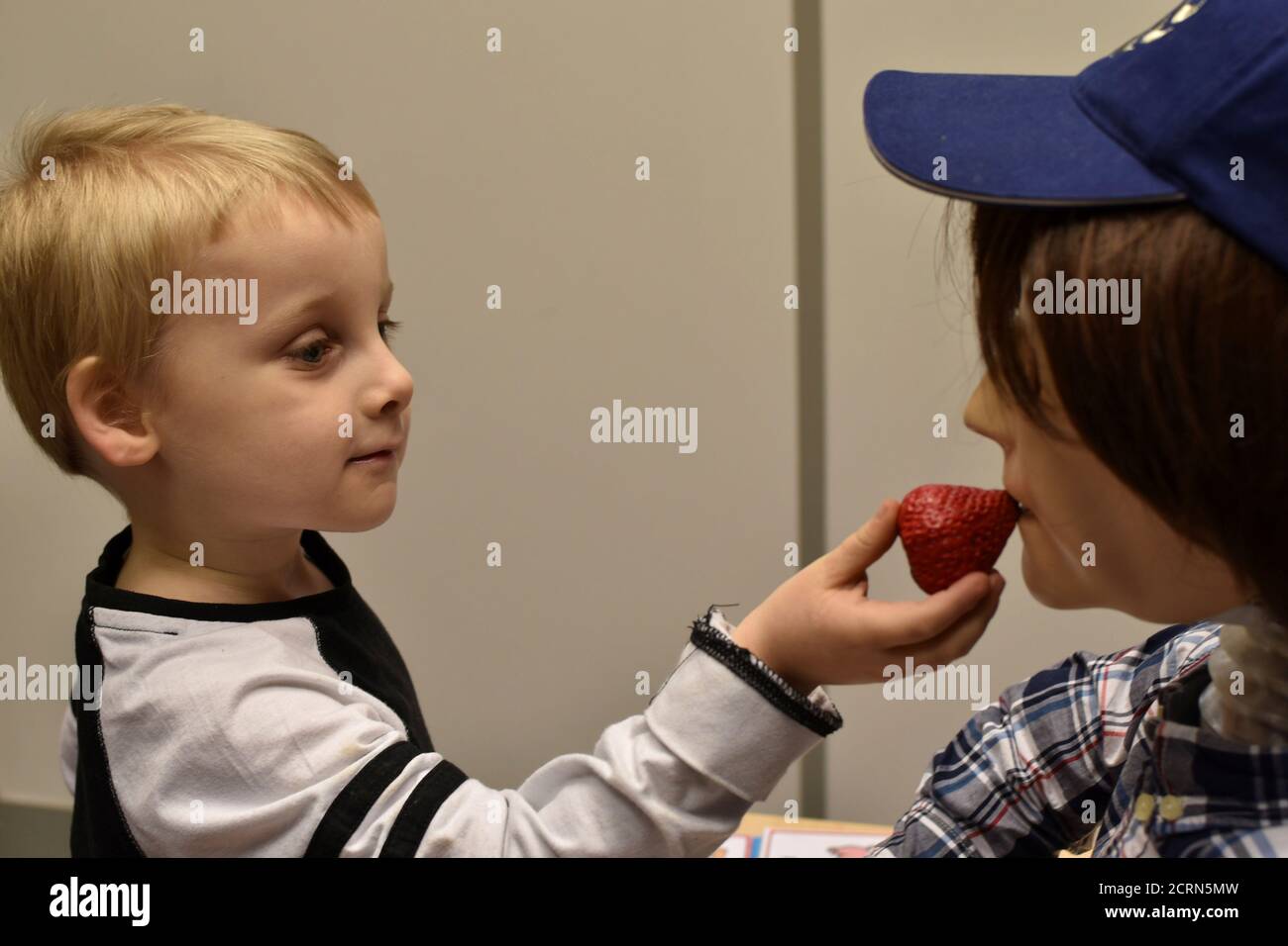 Children with autism hi-res stock photography and images - Alamy