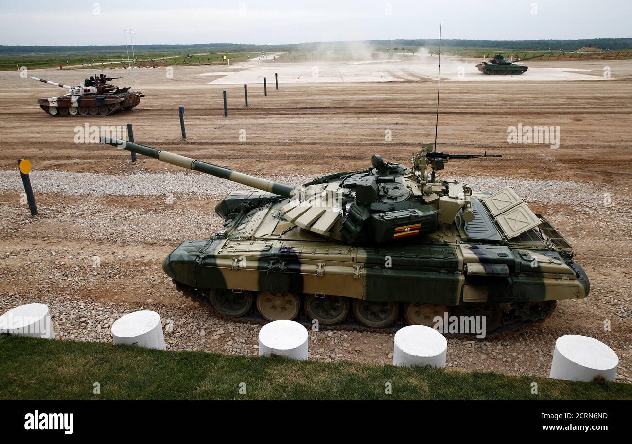 72 tanks hi-res stock photography and images - Alamy