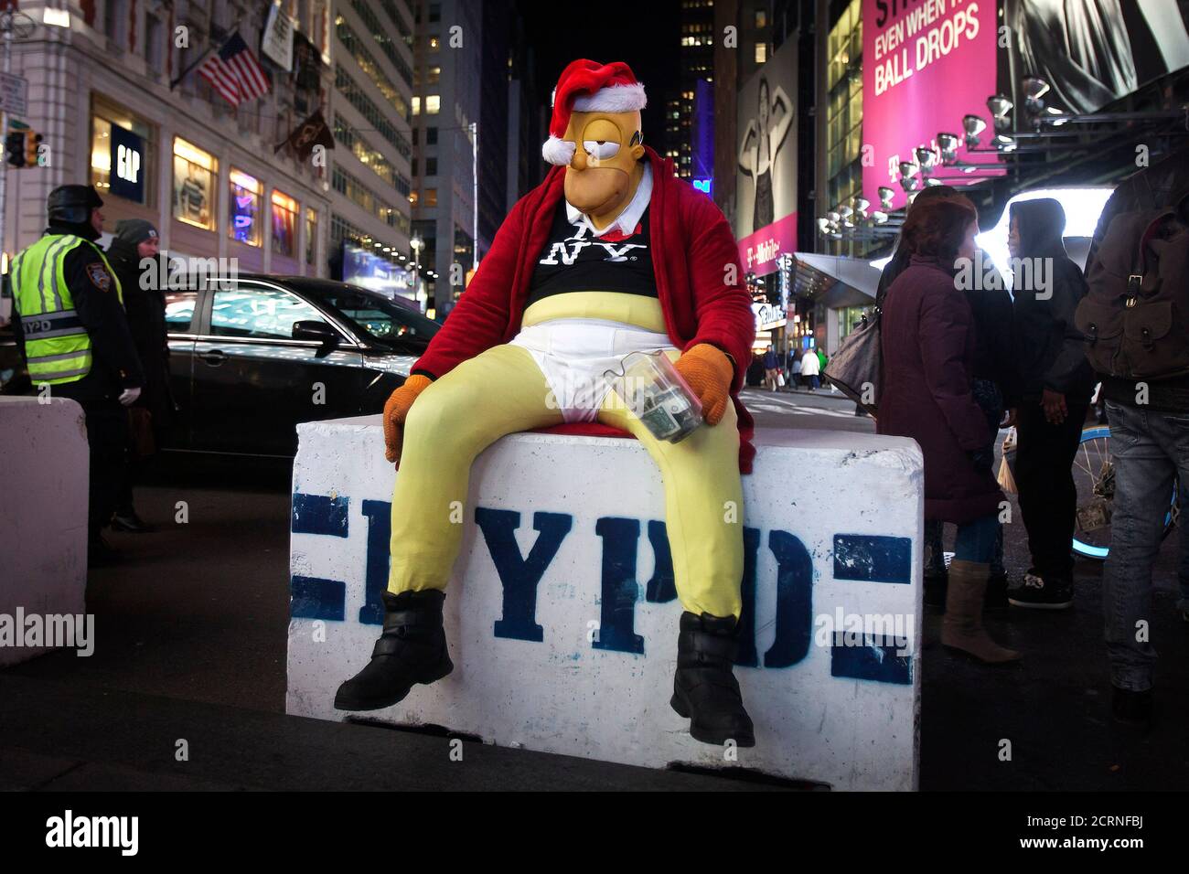 Character homer simpson hi-res stock photography and images - Alamy