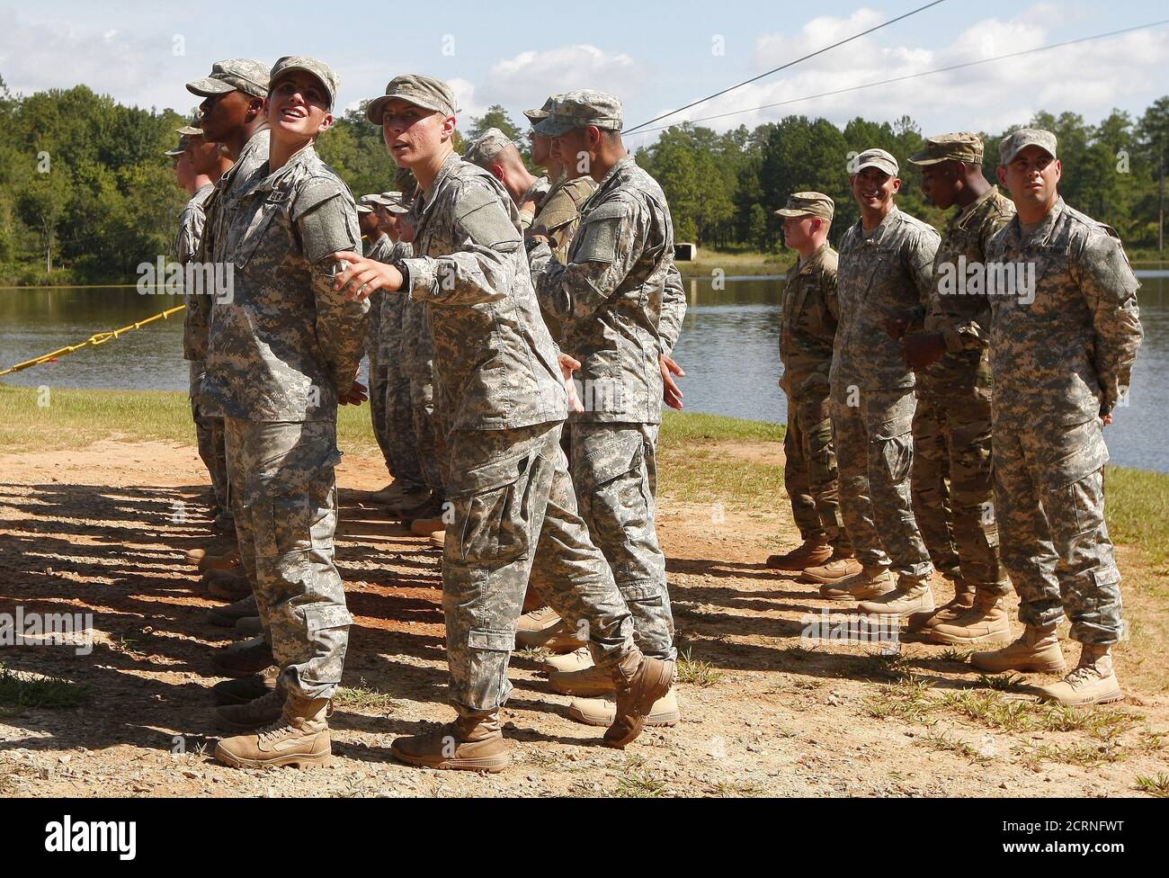 Kristen griest and shaye haver hi-res stock photography and images - Alamy