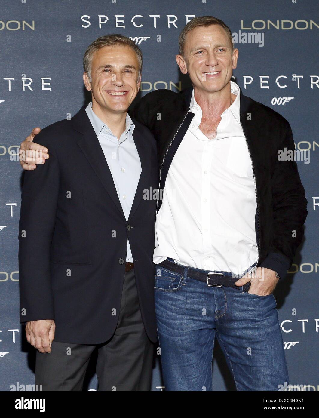 James Bond Pose High Resolution Stock Photography and Images - Alamy