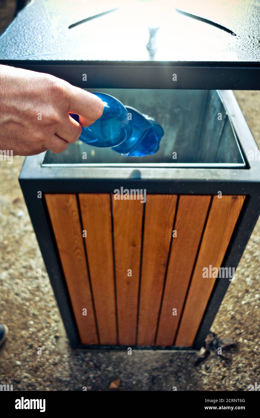 Putting recycle hi-res stock photography and images - Alamy