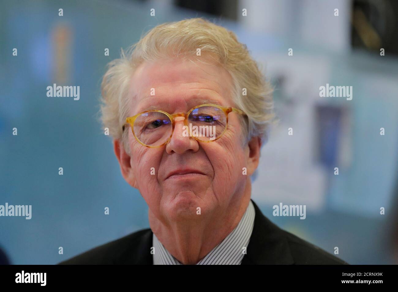 Aflac stock exchange hi-res stock photography and images - Alamy