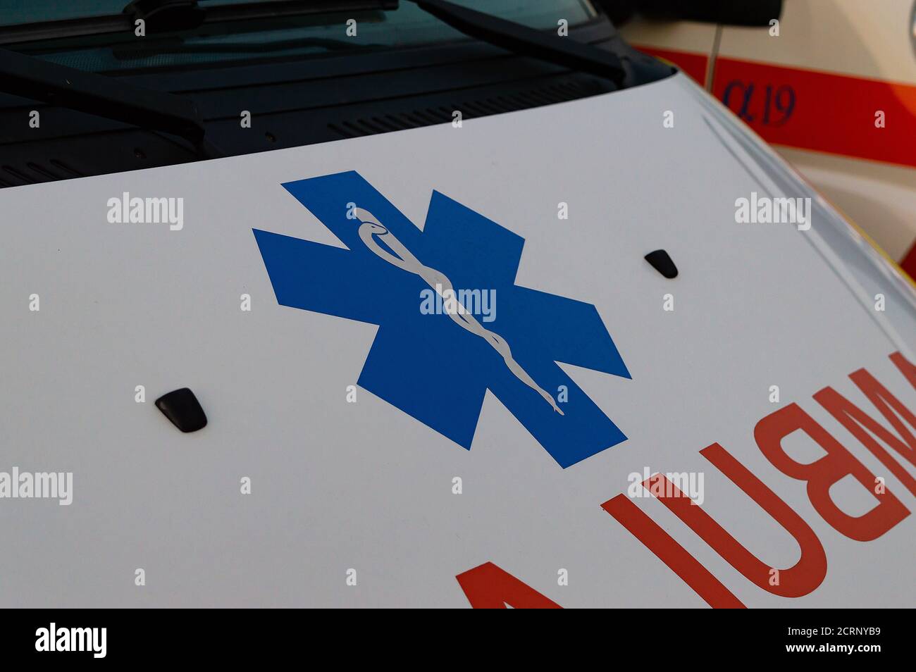 Star of life ambulance hi-res stock photography and images - Alamy
