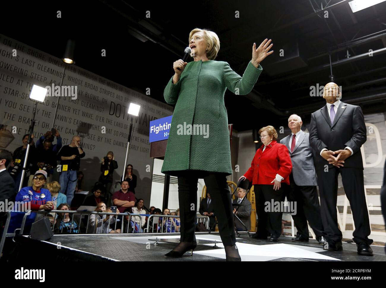 Barbara mikulski hillary clinton hi-res stock photography and images ...