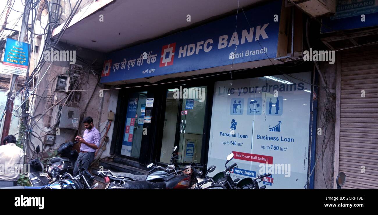 DISTRICT KATNI, INDIA - AUGUST 01, 2019: HDFC Bank Financial services ...
