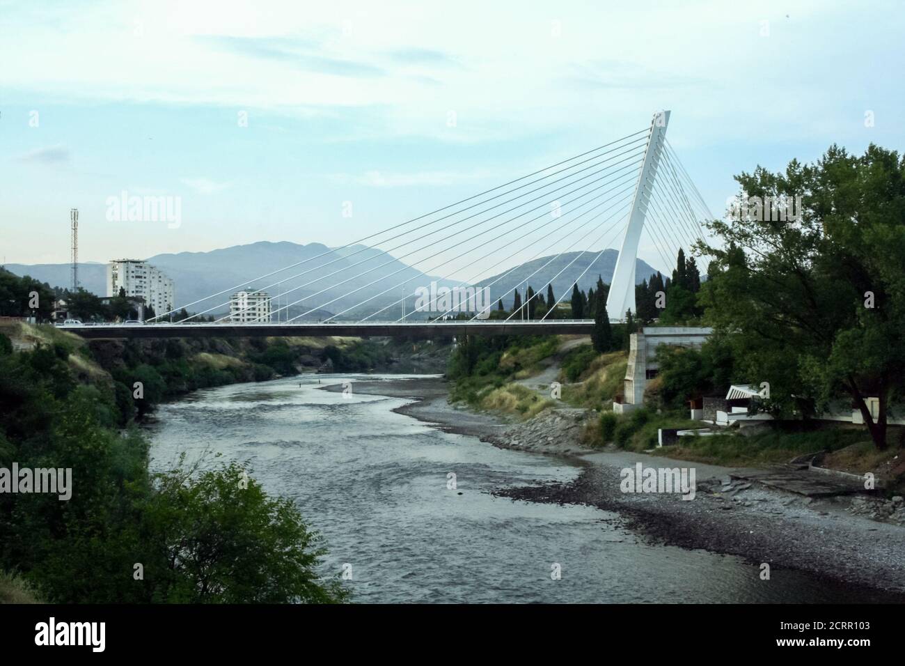 Bridge most milenijum hi-res stock photography and images - Alamy