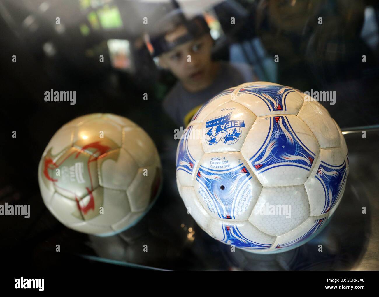 Sport football world cup 2002 hi-res stock photography and images - Alamy