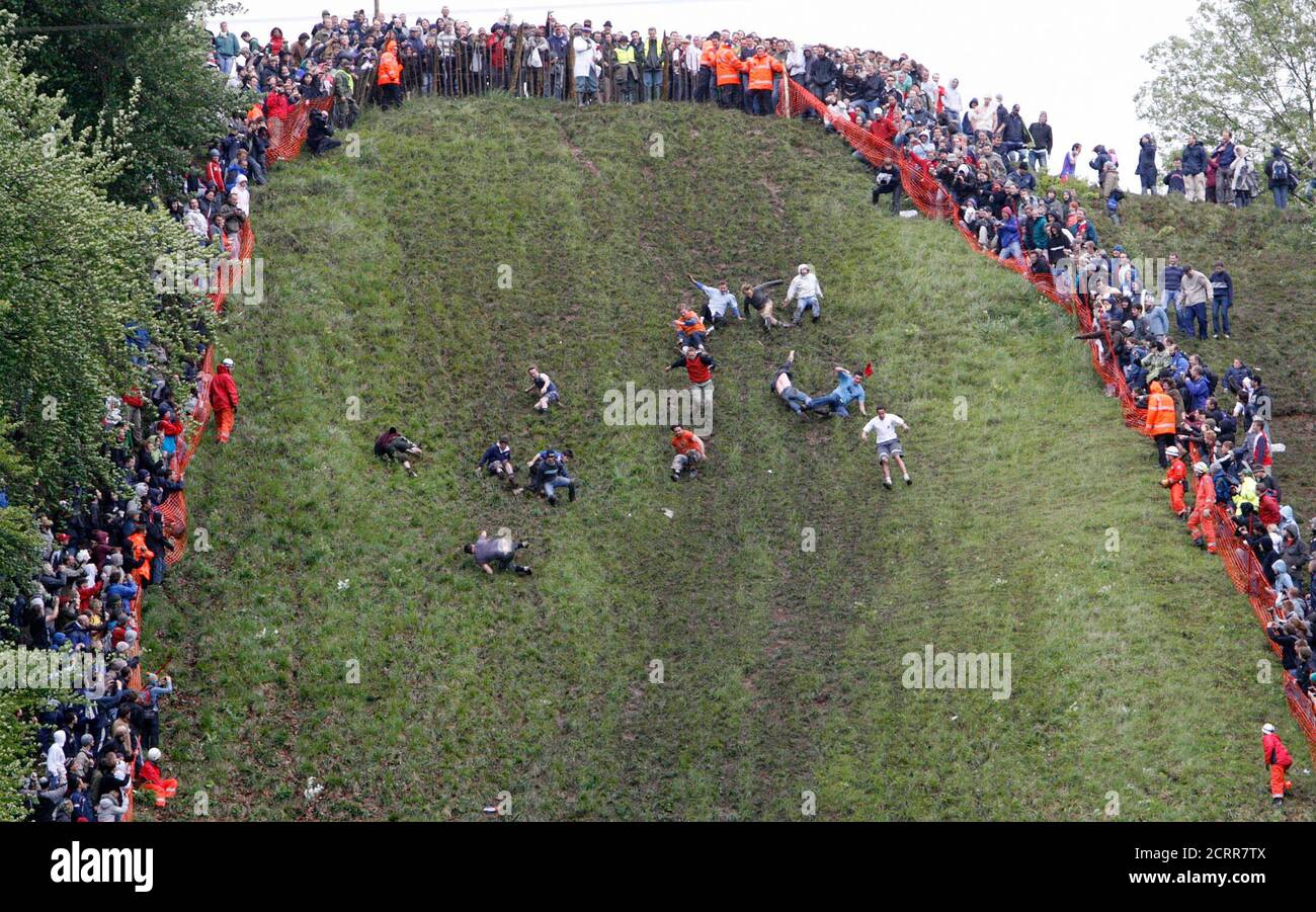 Gloucester cheese roll hi-res stock photography and images - Alamy
