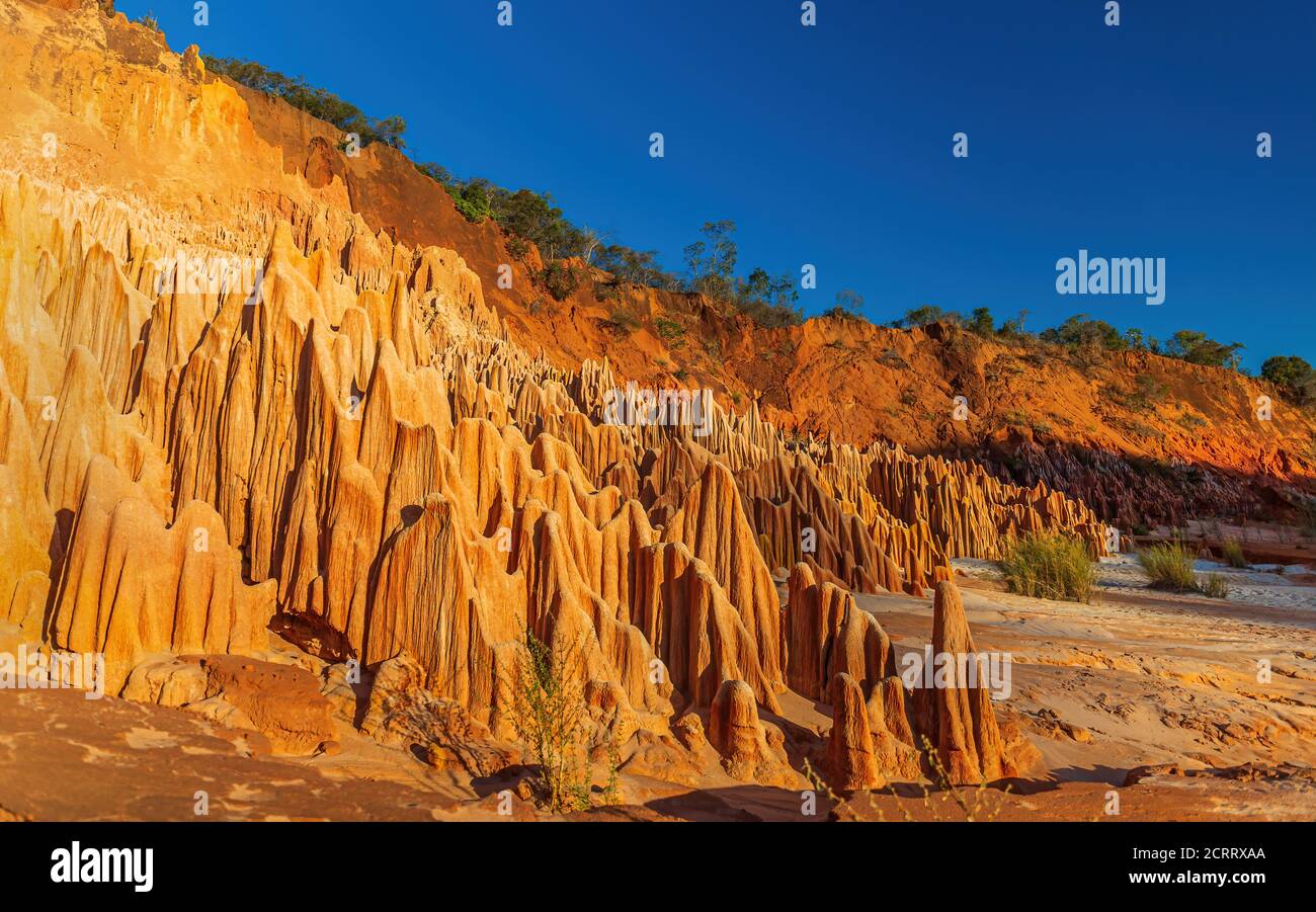 Tsingy rouge park hi-res stock photography and images - Alamy