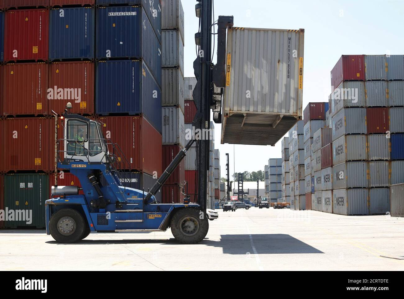 Empty Shipping Containers High Resolution Stock Photography and Images ...