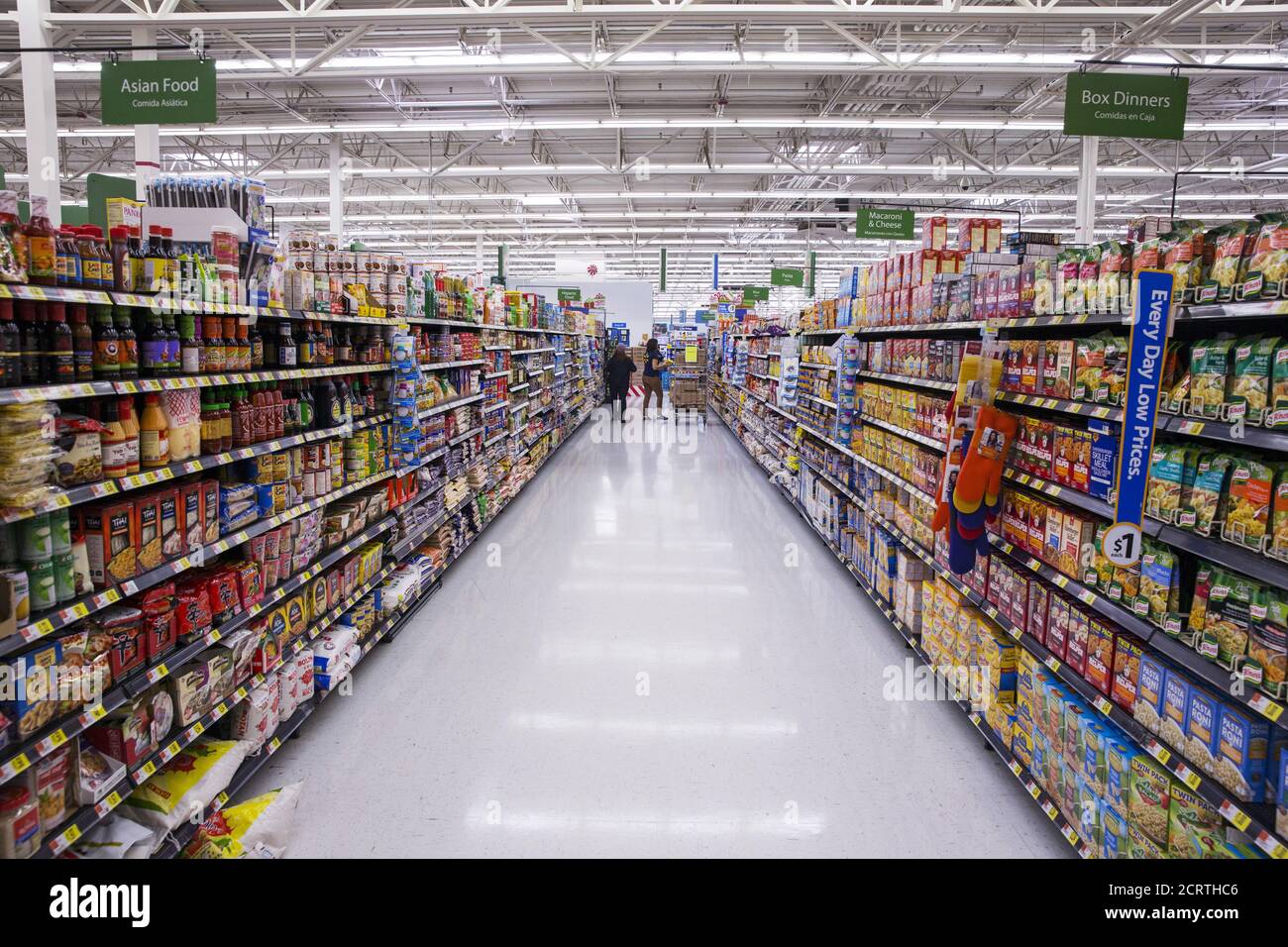 Walmart store new jersey hi-res stock photography and images - Alamy