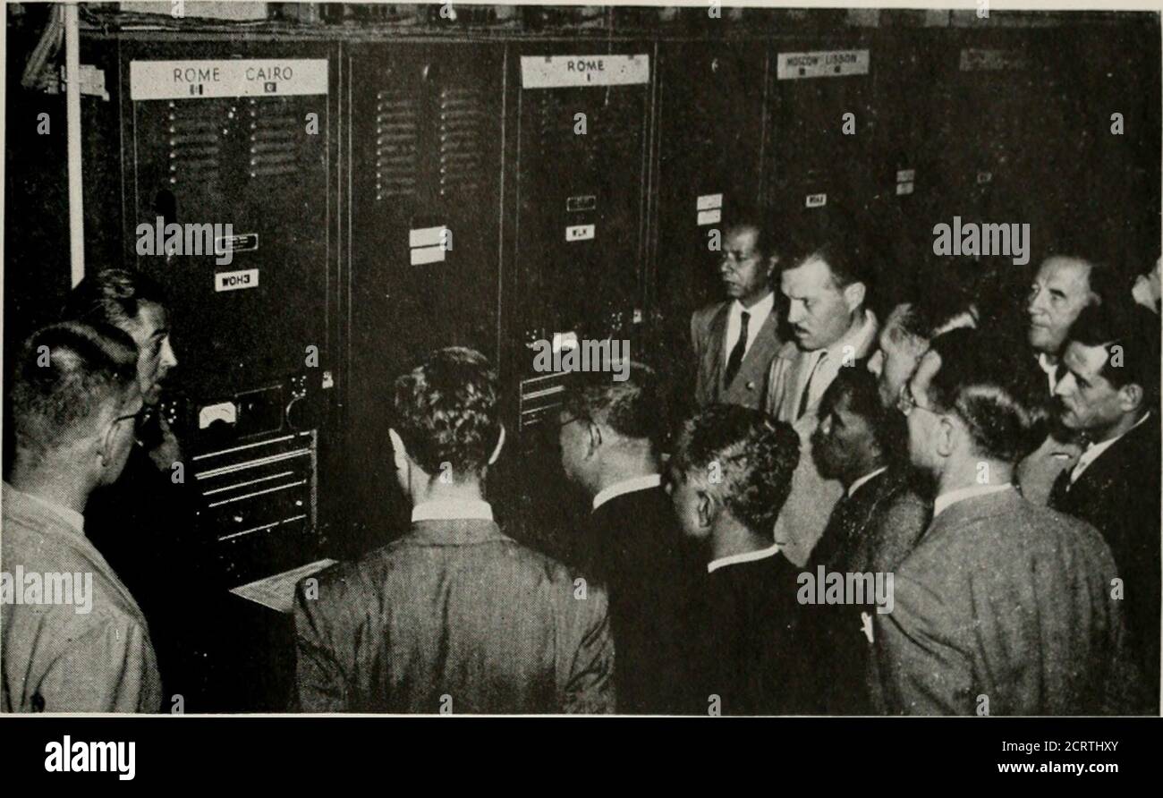 Long lines building new york hi-res stock photography and images - Alamy