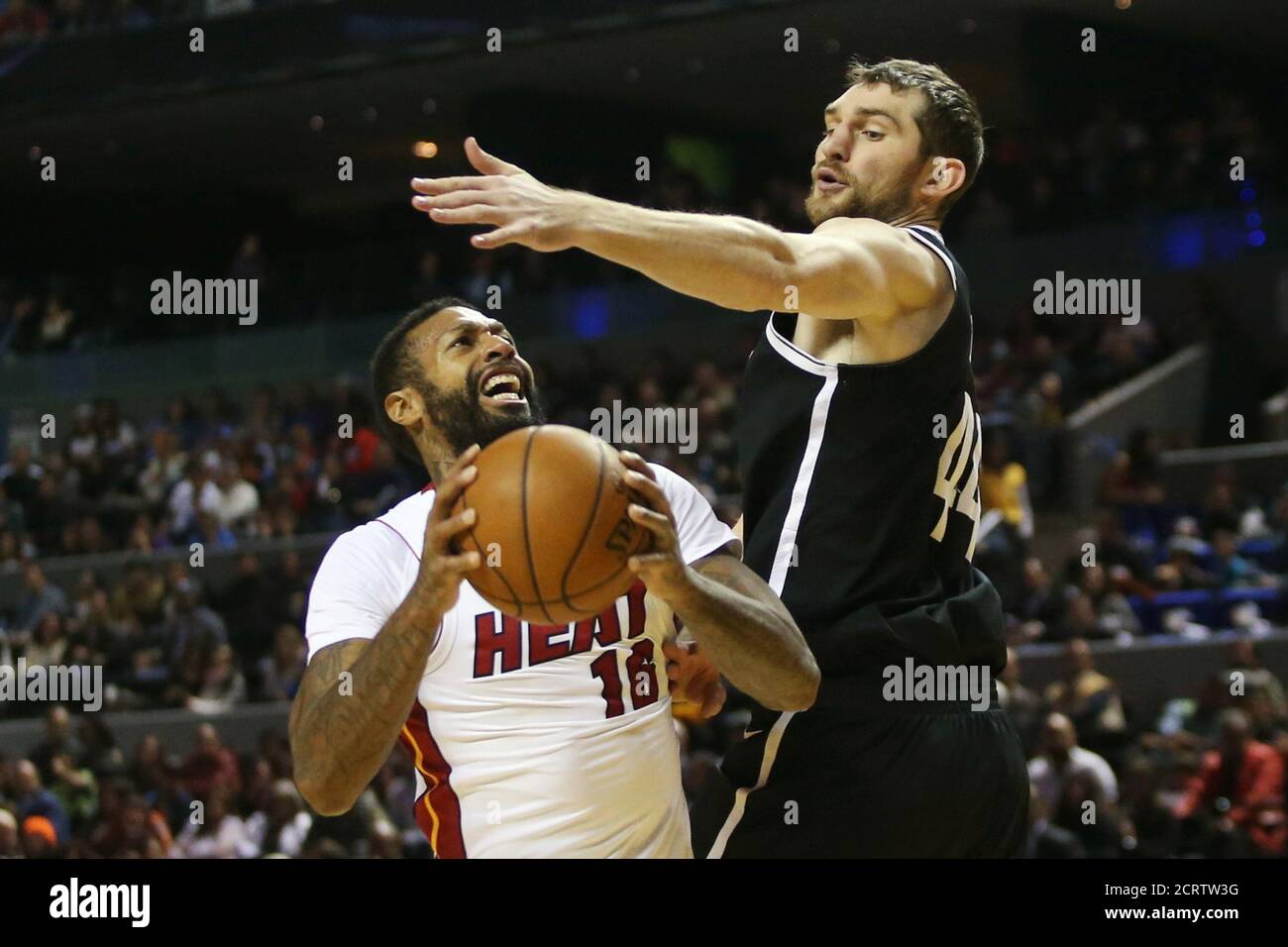 James johnson basketball hi-res stock photography and images - Alamy