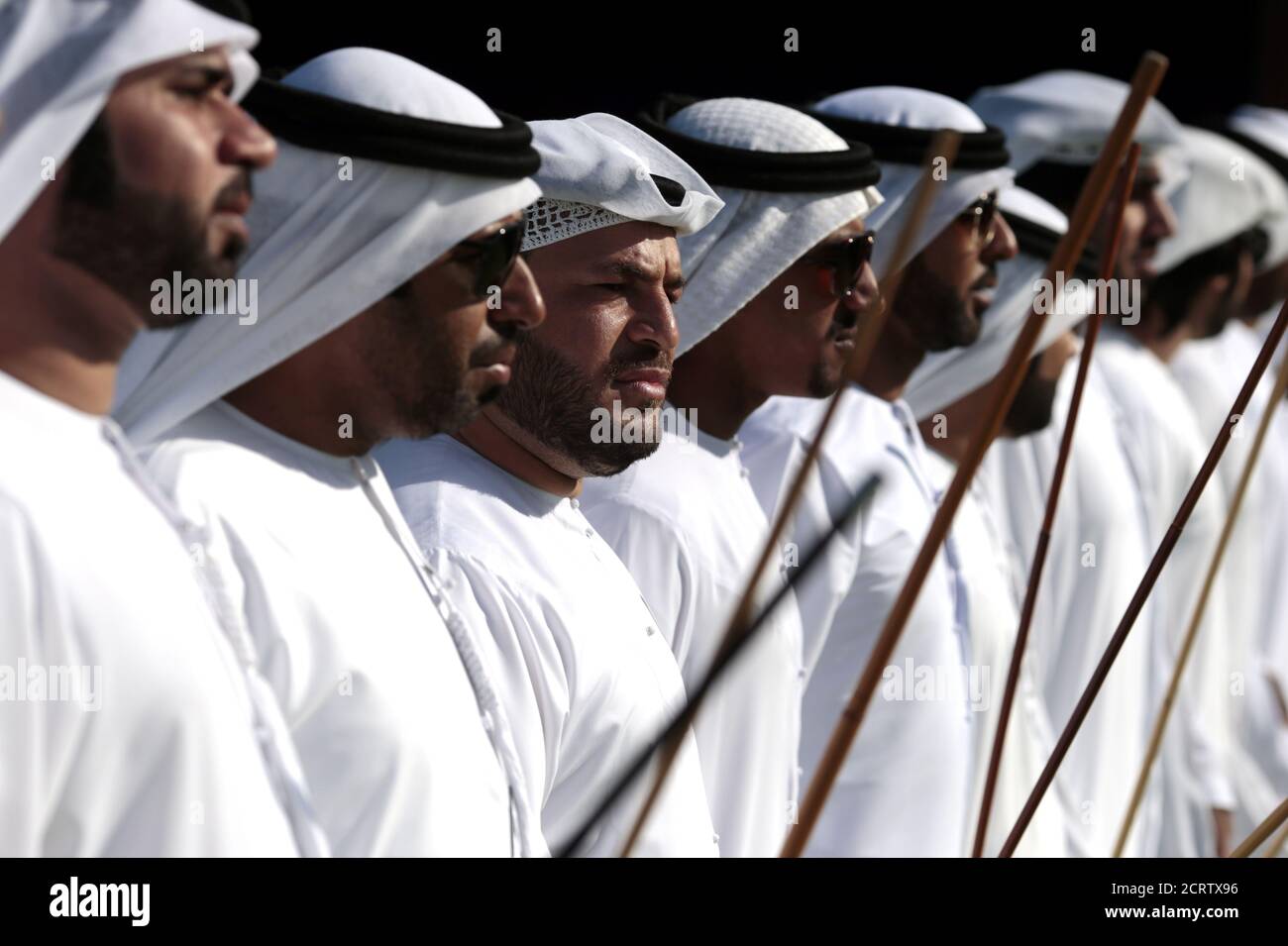 United arab emirates men dance hi-res stock photography and images - Alamy