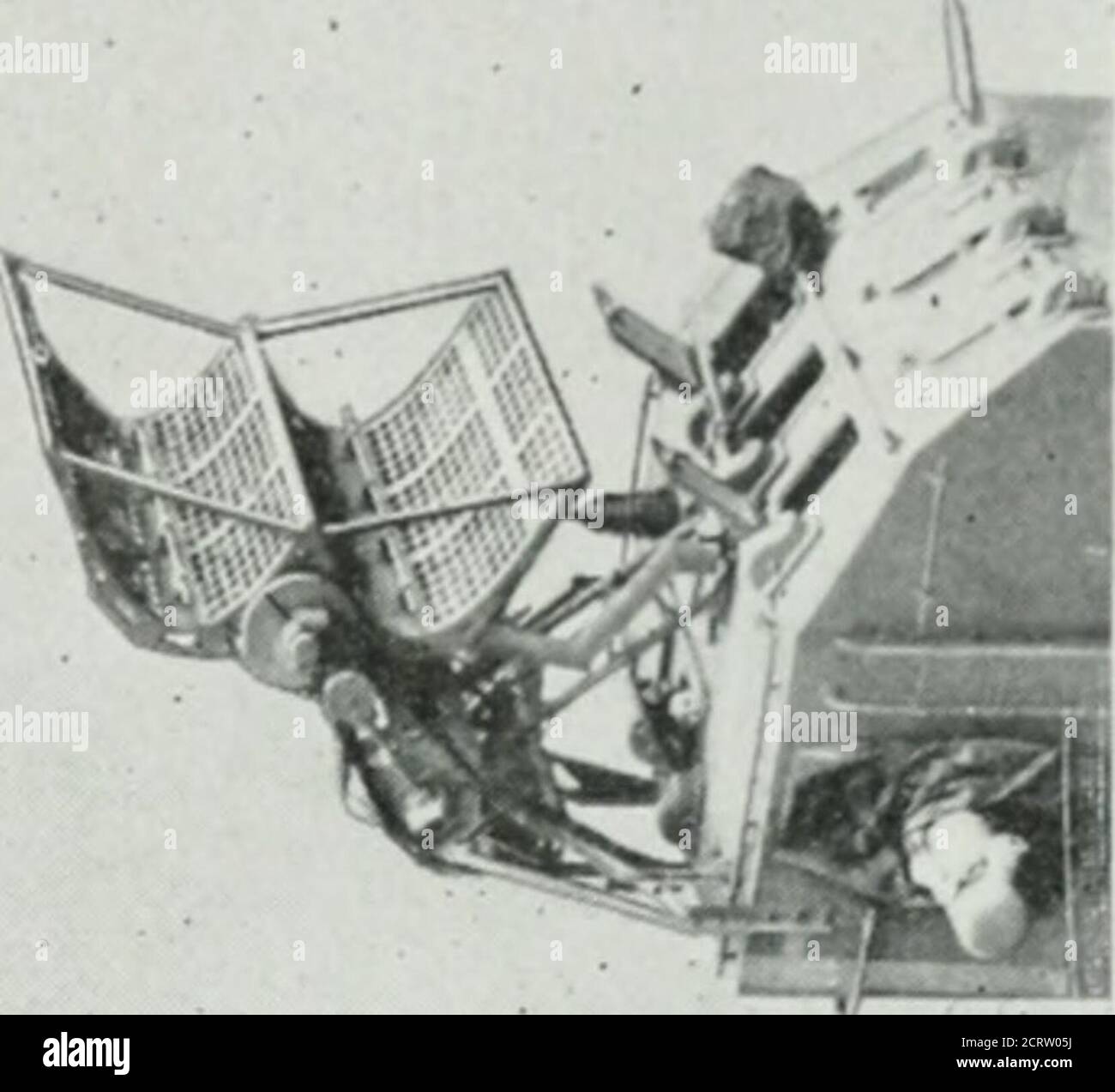 . The Bell System technical journal . Fig. 35—Mark 4 antenna un ...