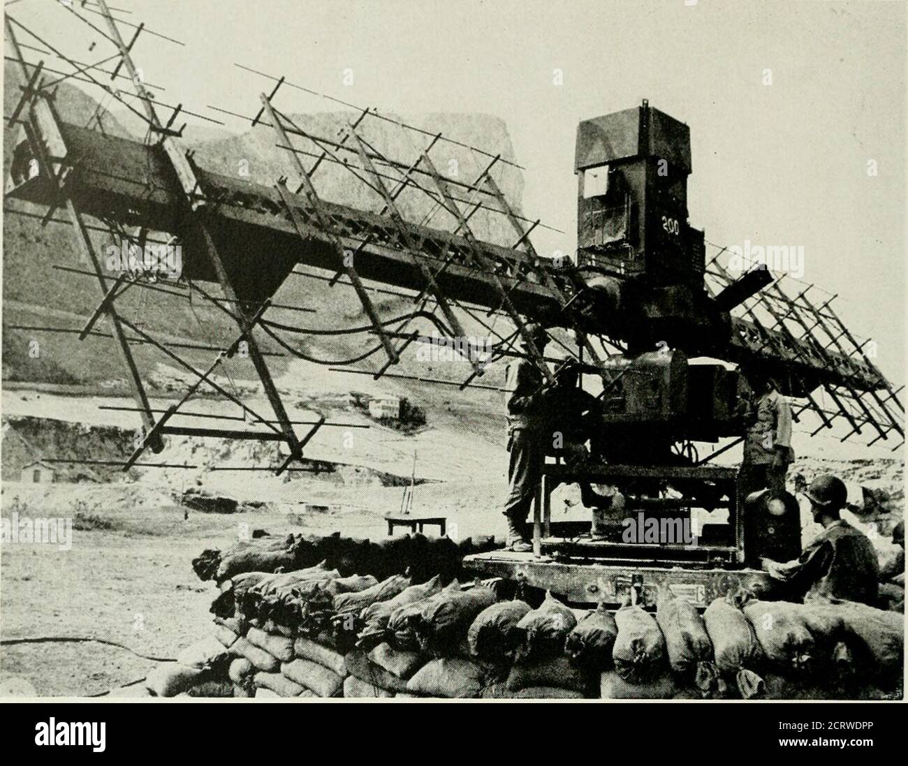 Radar 1940 hi-res stock photography and images - Alamy