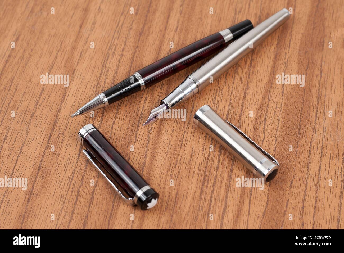 List of pens hi-res stock photography and images - Alamy