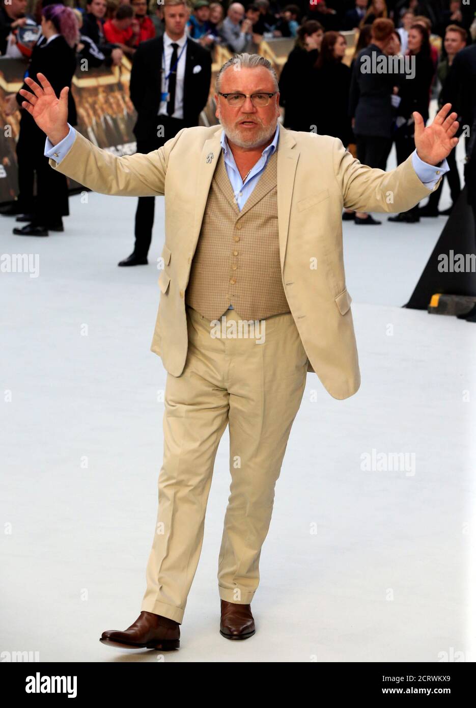 Actor ray winstone hi-res stock photography and images - Alamy