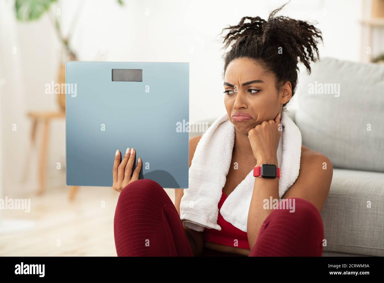 Domestic weigh scales hi-res stock photography and images - Alamy