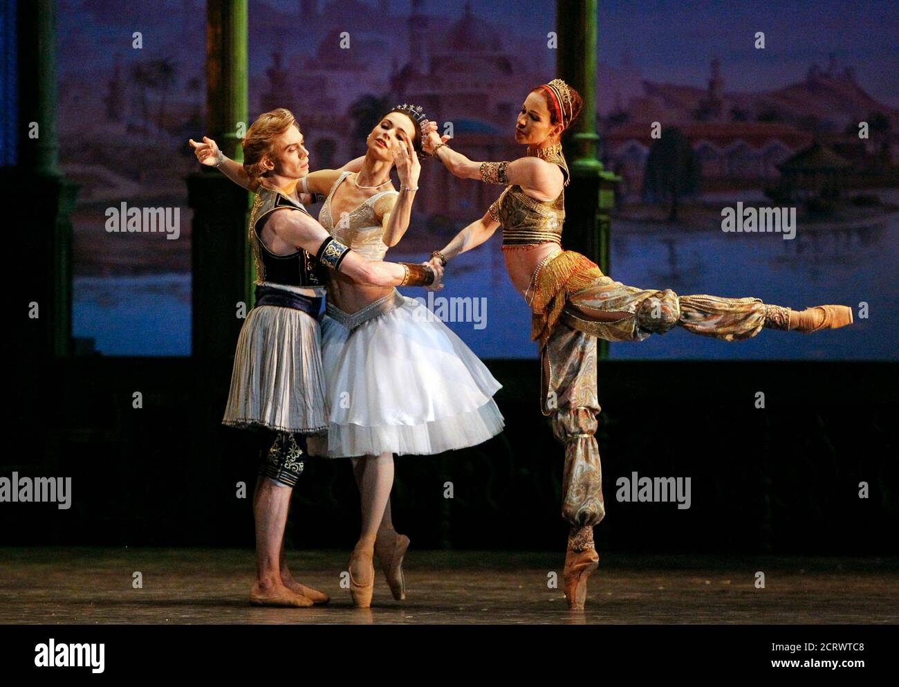 Germany staatsoper hi-res stock photography and images - Alamy