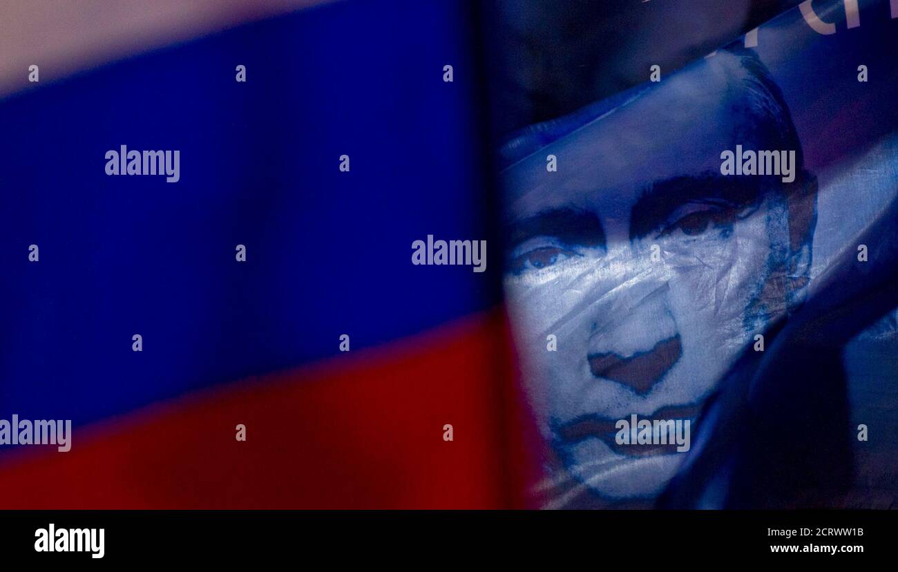 Putin russia portrait 2012 hi-res stock photography and images - Alamy