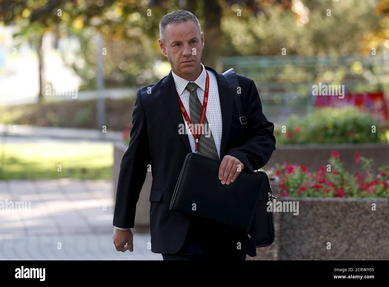 Lead mounted hi-res stock photography and images - Alamy