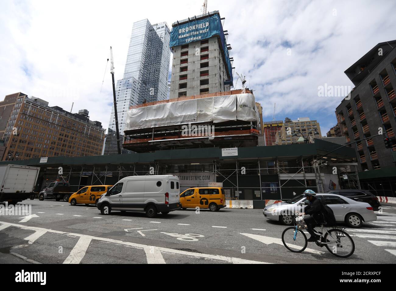 Hudson yards construction hi-res stock photography and images - Alamy