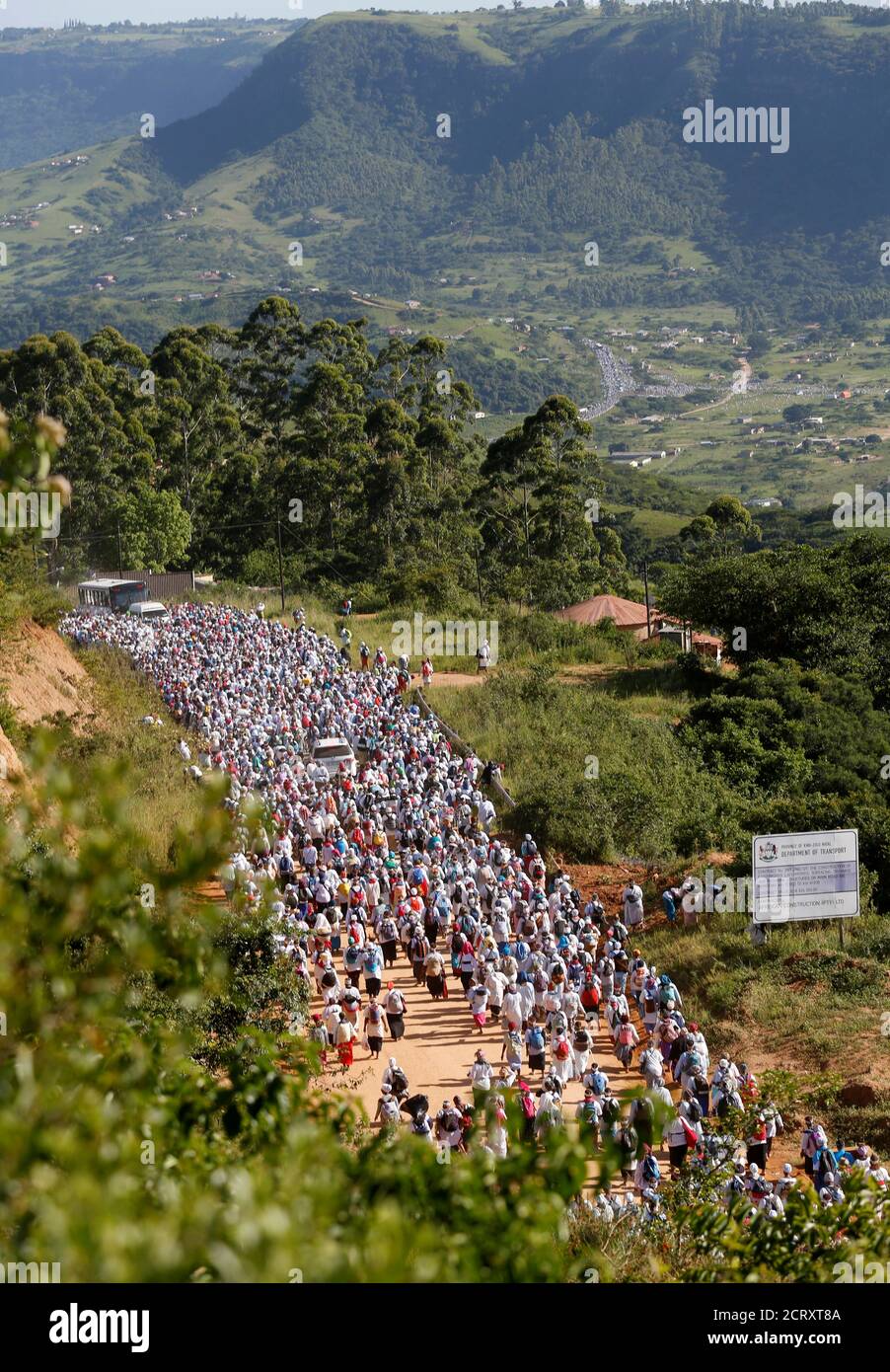 Shembe pilgrimage hi-res stock photography and images - Alamy