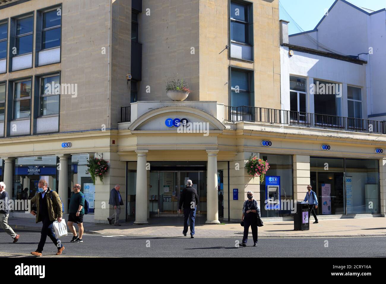 Cheltenham high street hi-res stock photography and images - Alamy