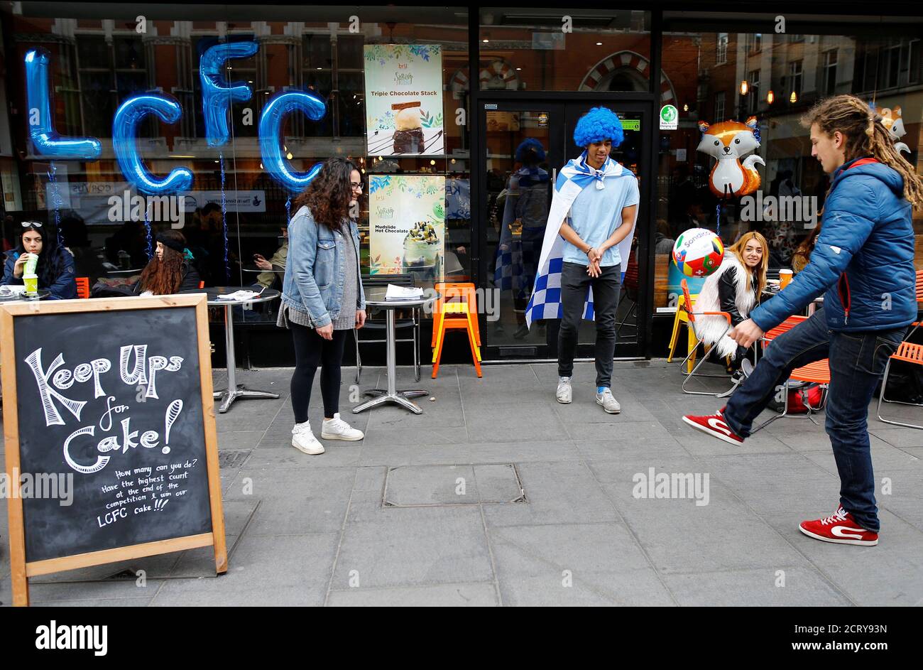 Keepie Uppie High Resolution Stock Photography and Images - Alamy