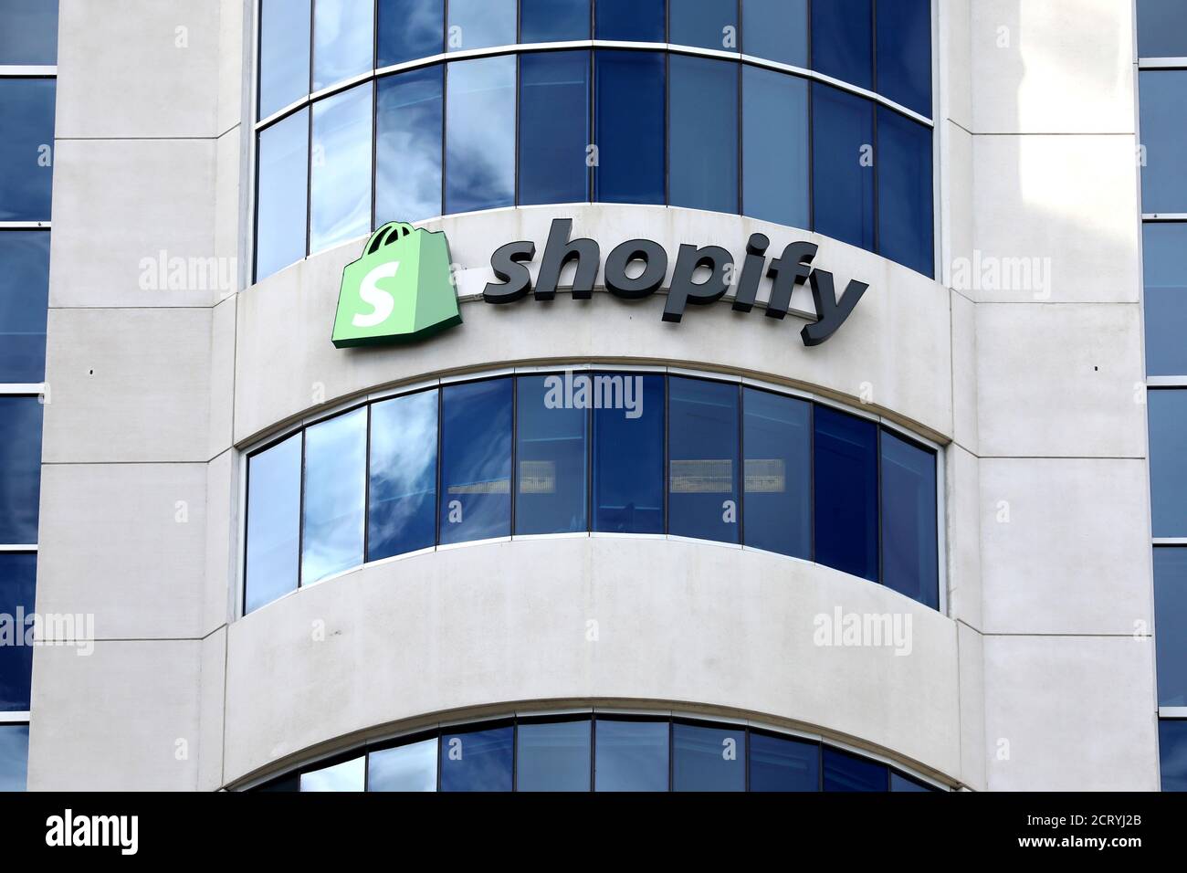 Shopify Logo
