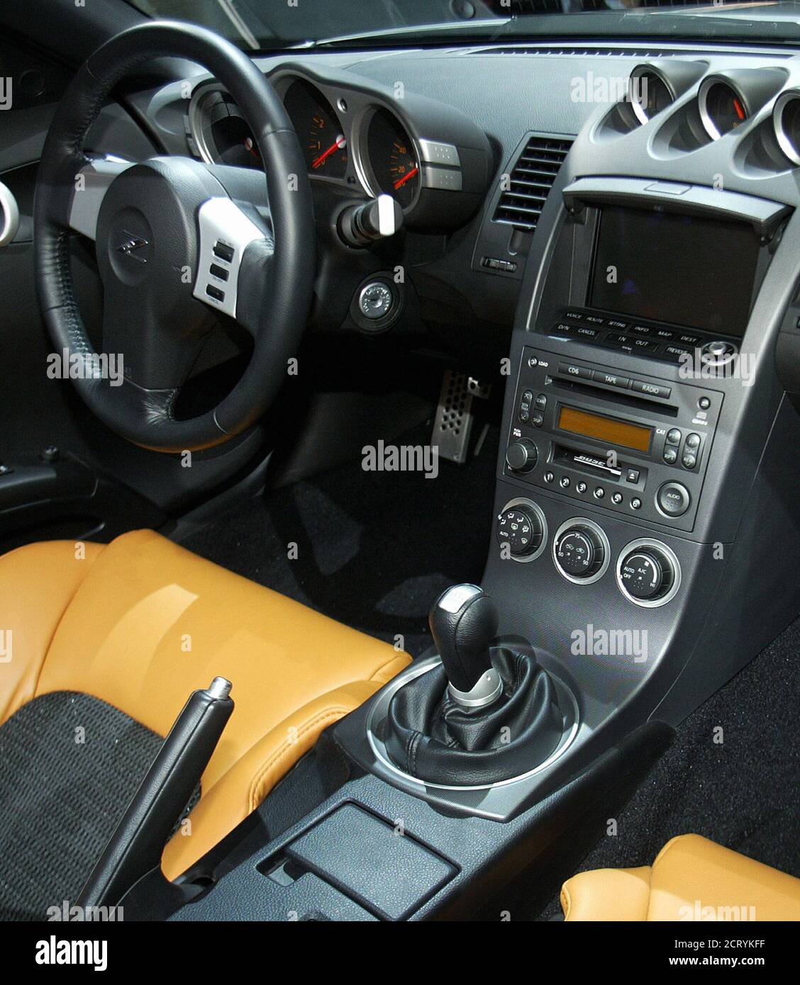 2004 nissan 350z hi-res stock photography and images - Alamy