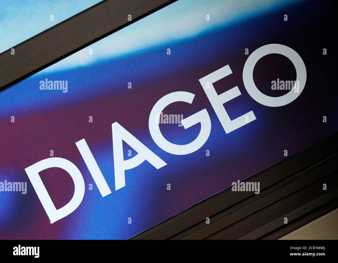 Diageo headquarters london hi-res stock photography and images - Alamy