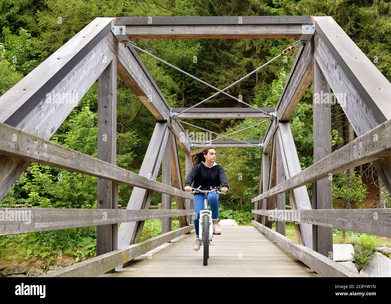 Healthy lifestyle cycling hi-res stock photography and images - Alamy