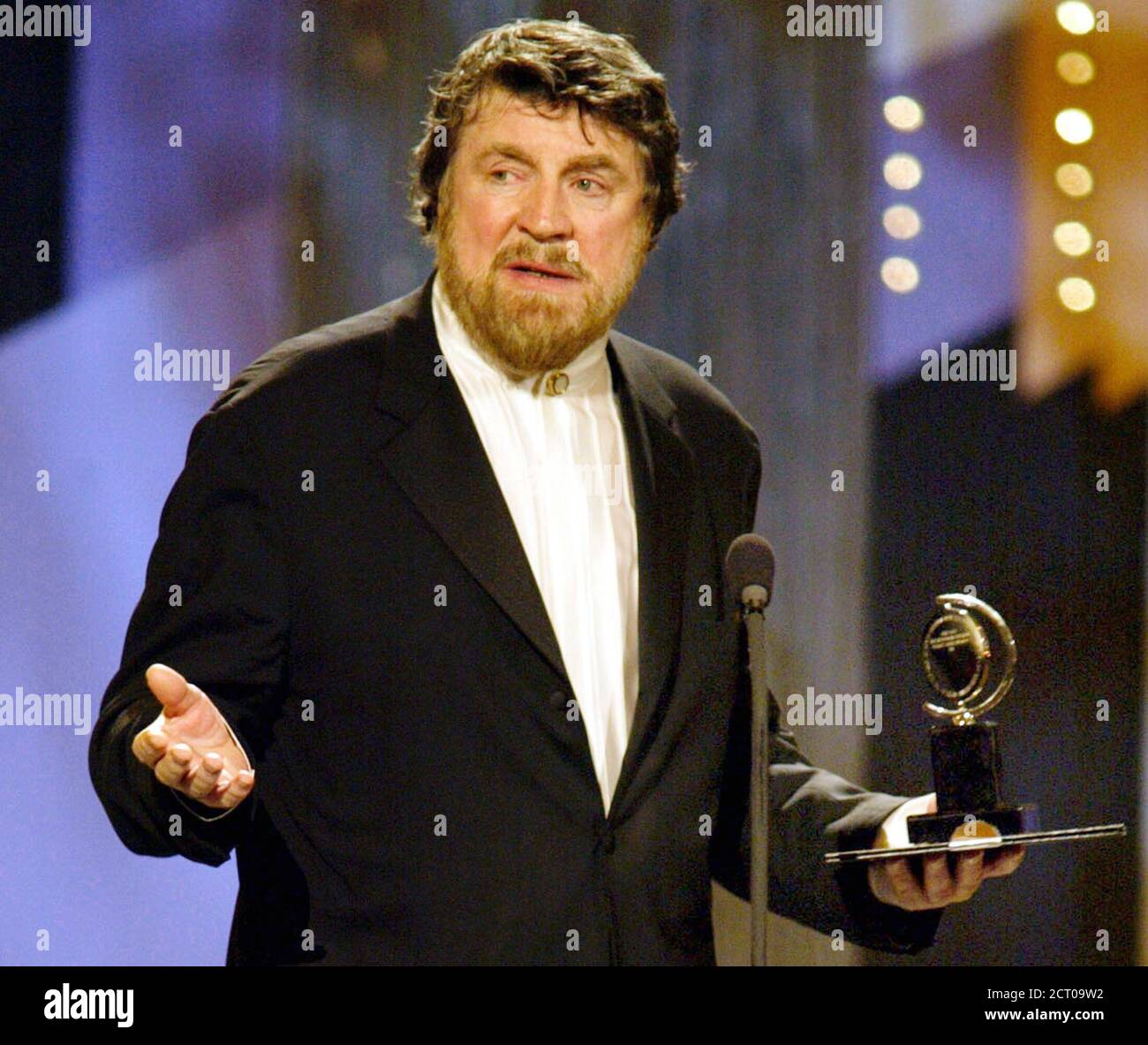 Actor alan bates hi-res stock photography and images - Alamy