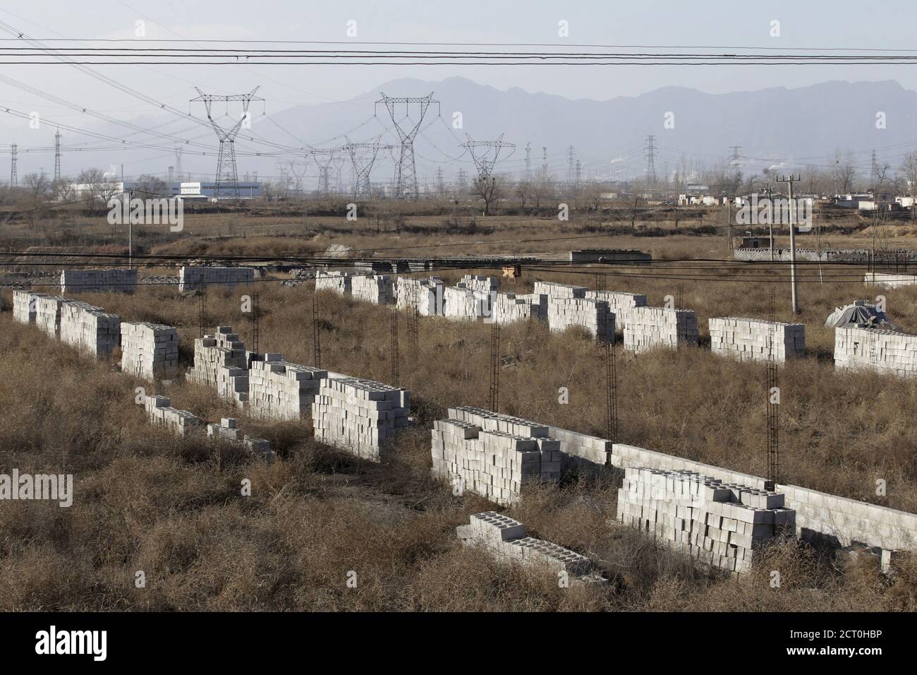 Disused air field hi-res stock photography and images - Alamy