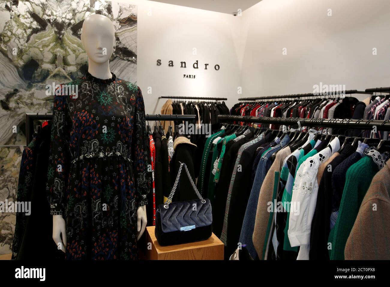 Sandro store hi-res stock photography and images - Alamy