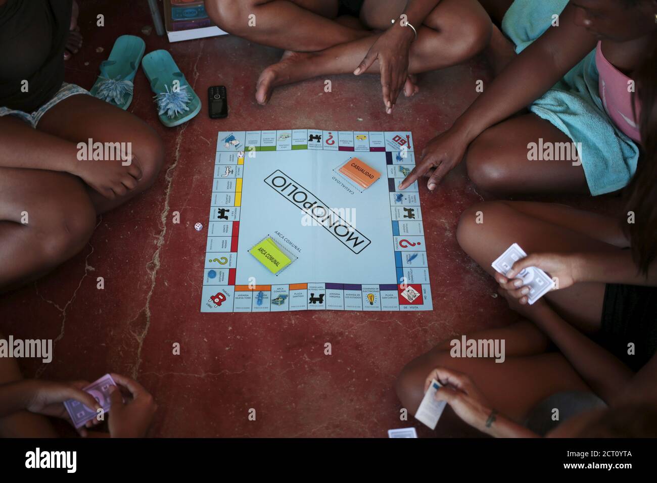 Monopolio hi-res stock photography and images - Alamy