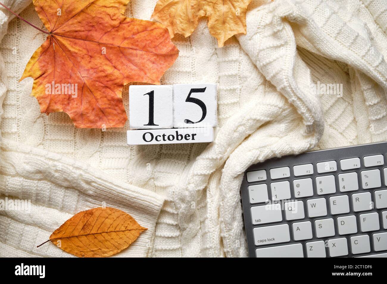 Fifteenth october hi-res stock photography and images - Alamy
